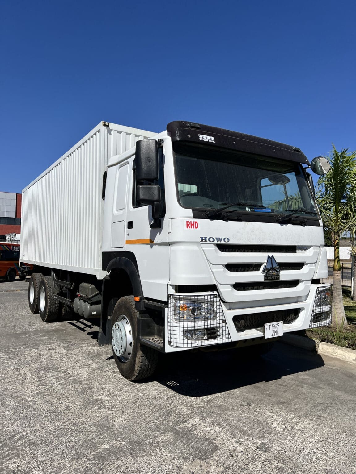 16 TON CONTAINERIZED TRUCK – Mech House Trader