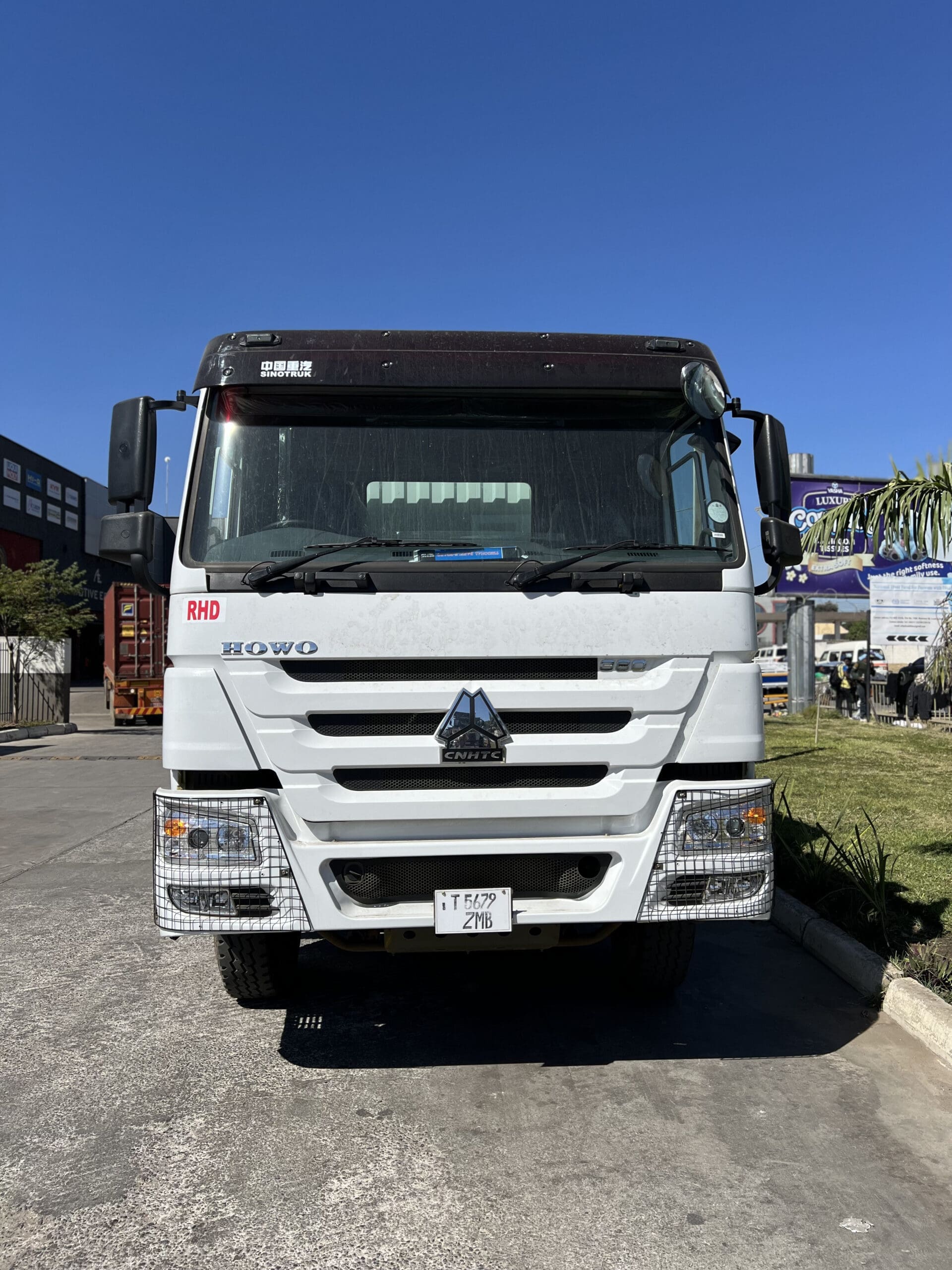 16 TON CONTAINERIZED TRUCK – Mech House Trader